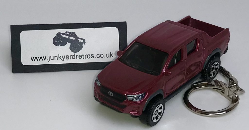 TOYOTA HILUX HI LUX PICK UP TRUCK KEYRING / KEYCHAIN 1/56 SCALE MET RED ...